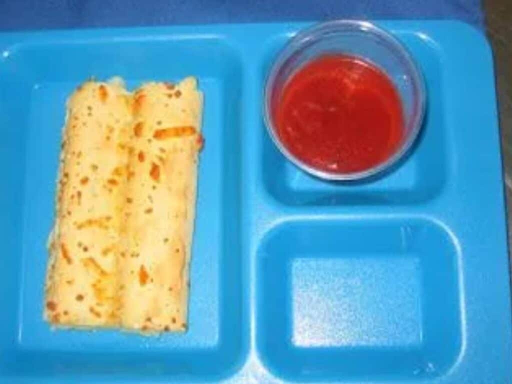 35 Nostalgic 90s School Lunch Pictures That'll Awaken Cravings ...