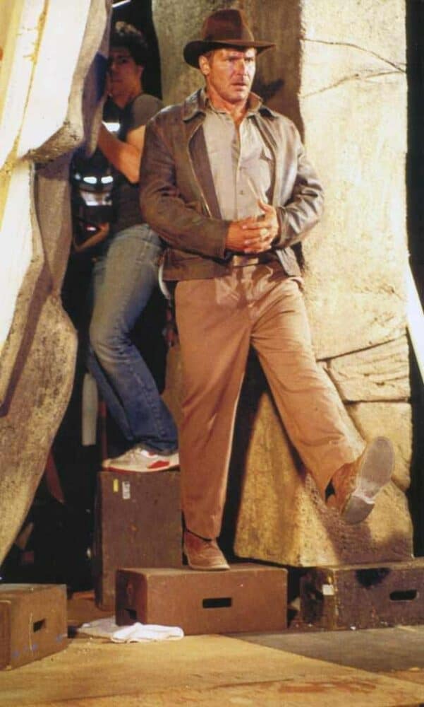 50 Rare Behind The Scenes Pictures From The Original Indiana Jones Trilogy