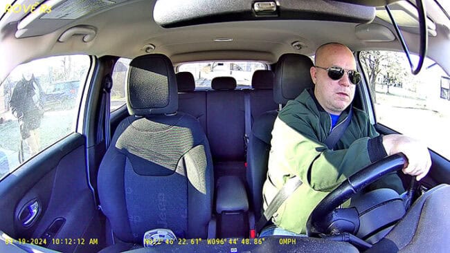 Unexpectedly Heartwarming Moment Occurs When Uber Driver Realizes He's ...