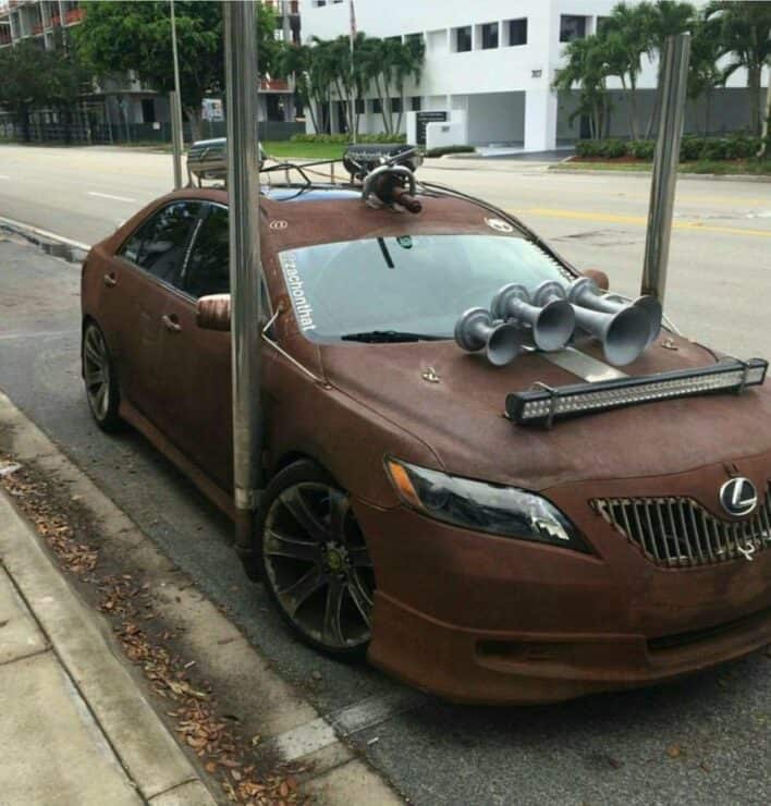 50 Funny Pictures From People Who Saw Ridiculous Cars In The Wild