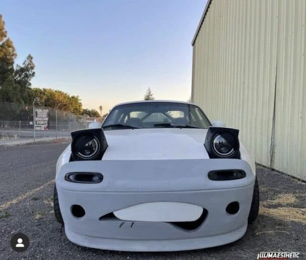 50 Funny Pictures From People Who Saw Ridiculous Cars In The Wild