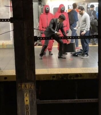 45 Funny Pictures From "Subway Creatures" — People Watching On The NYC ...