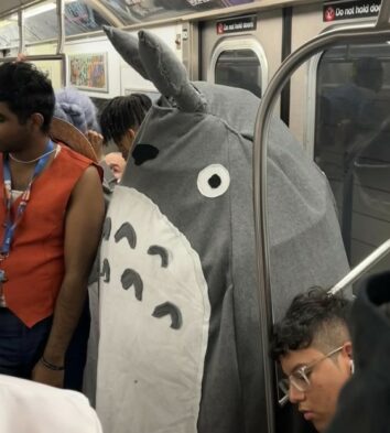 45 Funny Pictures From "Subway Creatures" — People Watching On The NYC ...