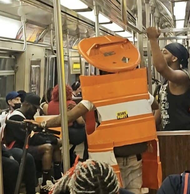 45 Funny Pictures From "Subway Creatures" — People Watching On The NYC ...