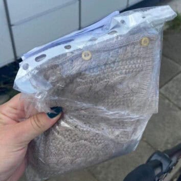 35 Times Vinted Sellers Nailed It With Their Funny Packaging Choices