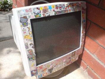 40 Nostalgic Pictures That Transport You Back To The 'Old Internet' Days