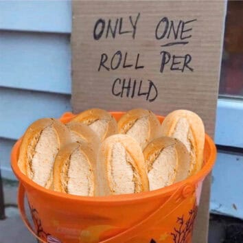 "One Per Child": 30 Hilarious Times People Left Out Anything But Candy ...