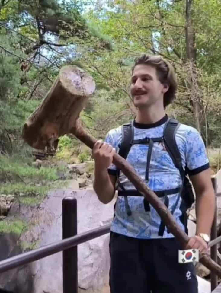 "Send Stick Pics" — 37 Dudes Who Found Cool Sticks And Really Want To ...