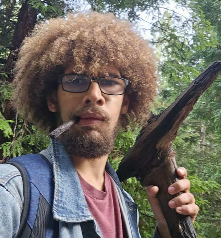 "Send Stick Pics" — 37 Dudes Who Found Cool Sticks And Really Want To ...