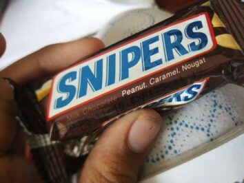 34 Hilarious Bad Knockoff Products Barely Trying To Pass For The Real Thing