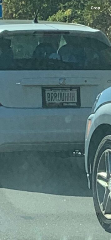 45 Hilarious Personalized License Plates People Found Out In The Wild