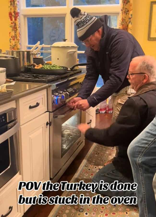 46 Hilarious Thanksgiving Food Disasters That Prove That Turkey Day Isn ...