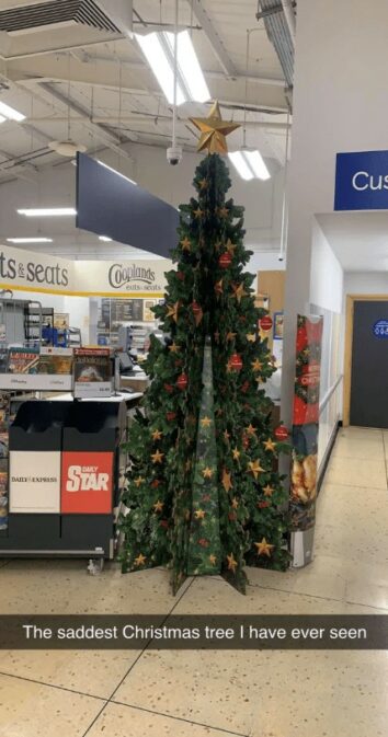 33 Funny Christmas Tree Fails That Make Charlie Brown's Tree Look Like ...