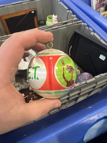 45 Cool And Vintage Christmas Thrift Store Finds You’ll Wish You ...