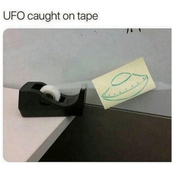 38 Funniest UFO Memes Since It Seems Like The Aliens Are Landing Any ...