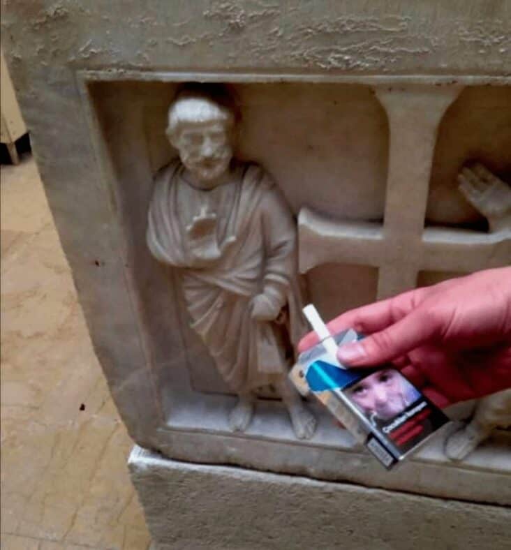 28 Funny Minimalist Memes That Get Straight To The Point