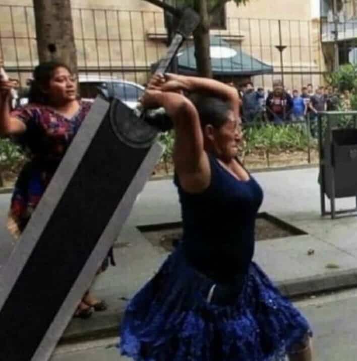 50 Insane Poses From Humans Posting Wild Pictures To The Internet