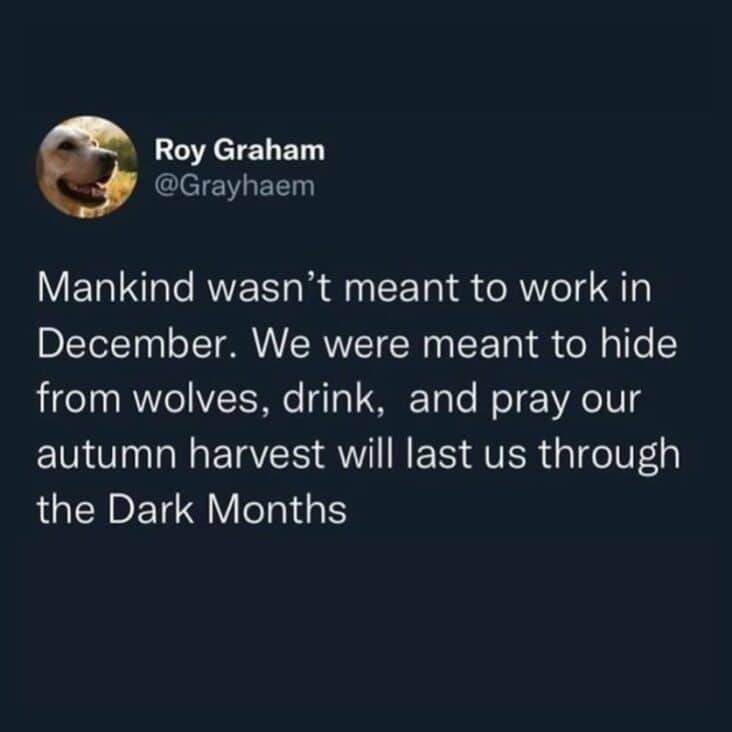 26 Funny Tweets And Memes About Working During The Holiday Season