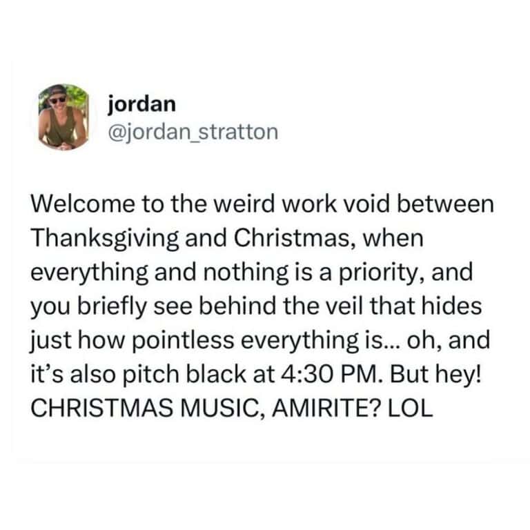 26 Funny Tweets And Memes About Working During The Holiday Season