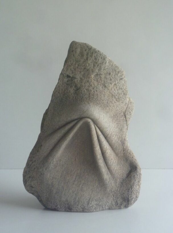50 Physics-Defying Stone Sculptures From José Manuel Castro López