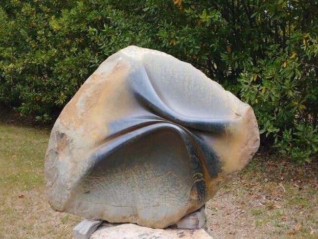 50 Physics-Defying Stone Sculptures From José Manuel Castro López