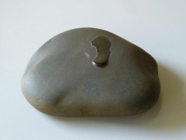 50 Physics-Defying Stone Sculptures From José Manuel Castro López