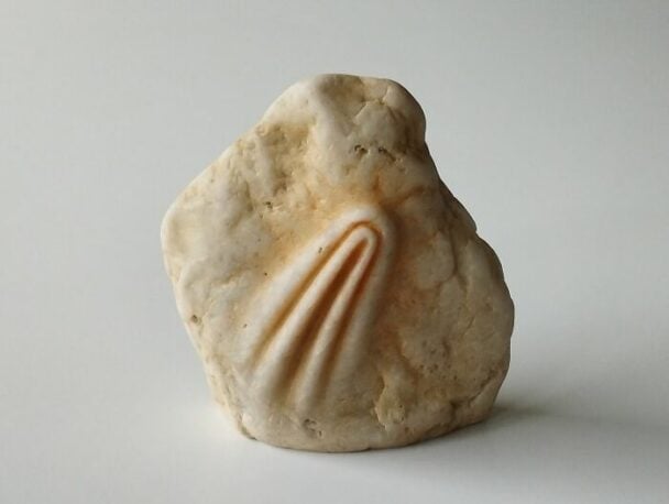 50 Physics-Defying Stone Sculptures From José Manuel Castro López