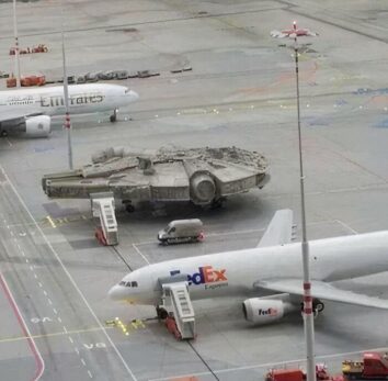 45 Cursed Images Are The Perfect Blend Of Funny And Unsettling