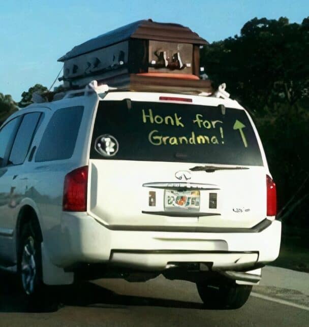 45 Cursed Images Are The Perfect Blend Of Funny And Unsettling