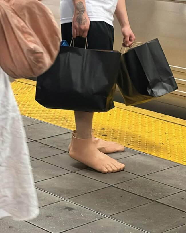 35 Funny And Weird Fashion Choices From Random New Yorkers Showcased On ...