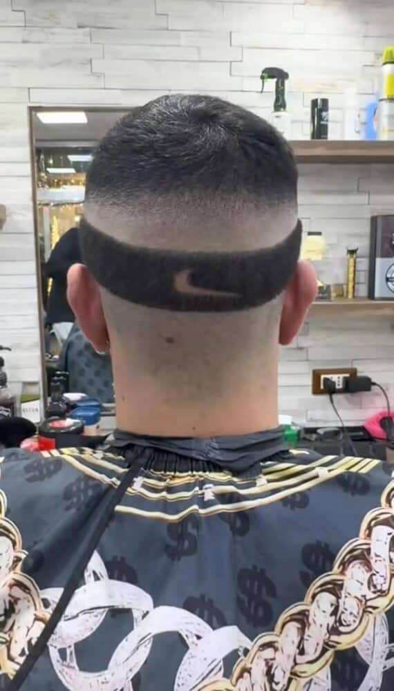 42 Funny Haircuts That Turned Hairdos Into Hairdon'ts