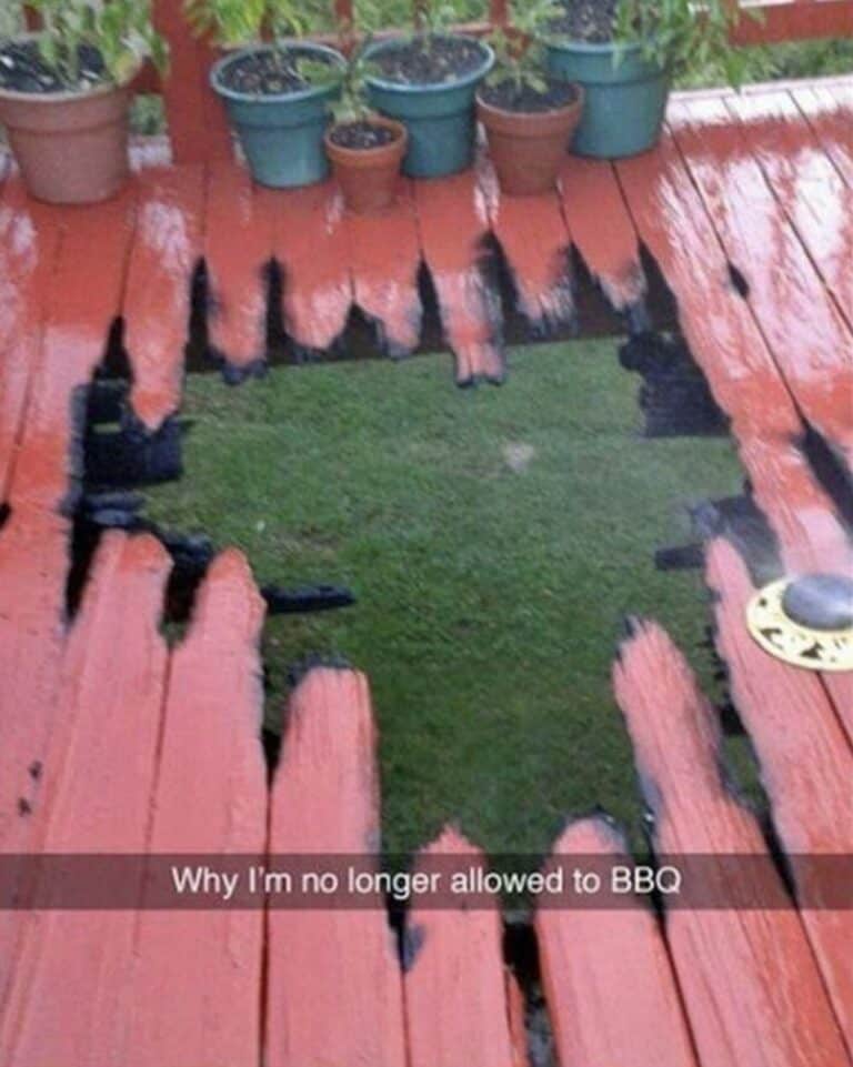 34 Chaotic And Absurd Photos Of Catastrophic Destruction