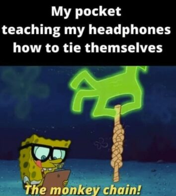 35 Funny Headphones Memes For People Who Live Life On Noise-Canceling Mode