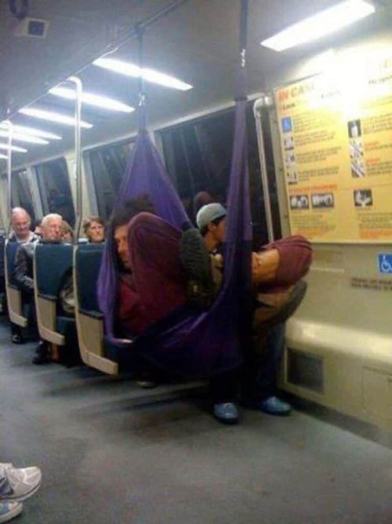 33 Funny Public Transit Fails Are Equal Parts Hilarious And Infuriating