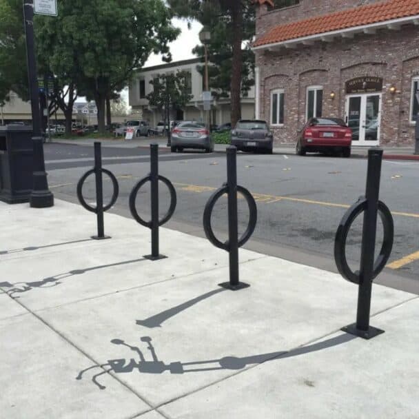 20 Times This Street Artist's Fake Shadows Left People Utterly Confused