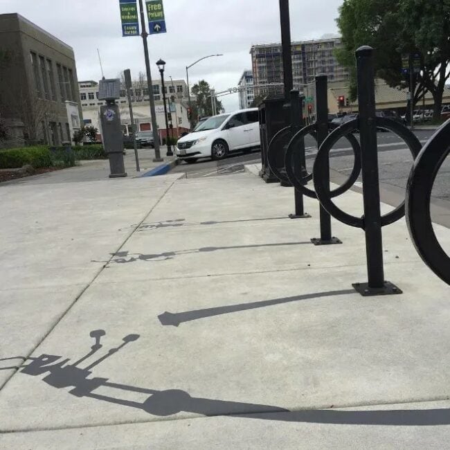20 Times This Street Artist's Fake Shadows Left People Utterly Confused