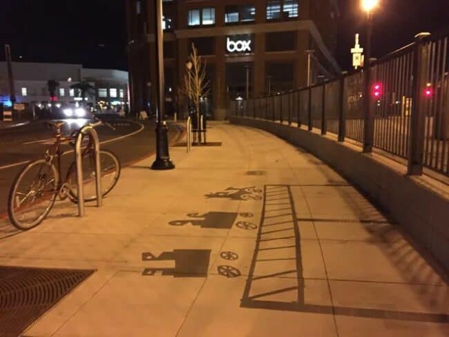 20 Times This Street Artist's Fake Shadows Left People Utterly Confused