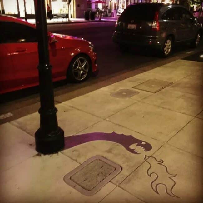 20 Times This Street Artist's Fake Shadows Left People Utterly Confused