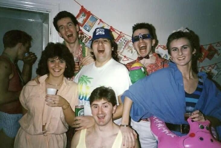 34 Photos Of The 1980s That Showcase The Golden Age Of Partying