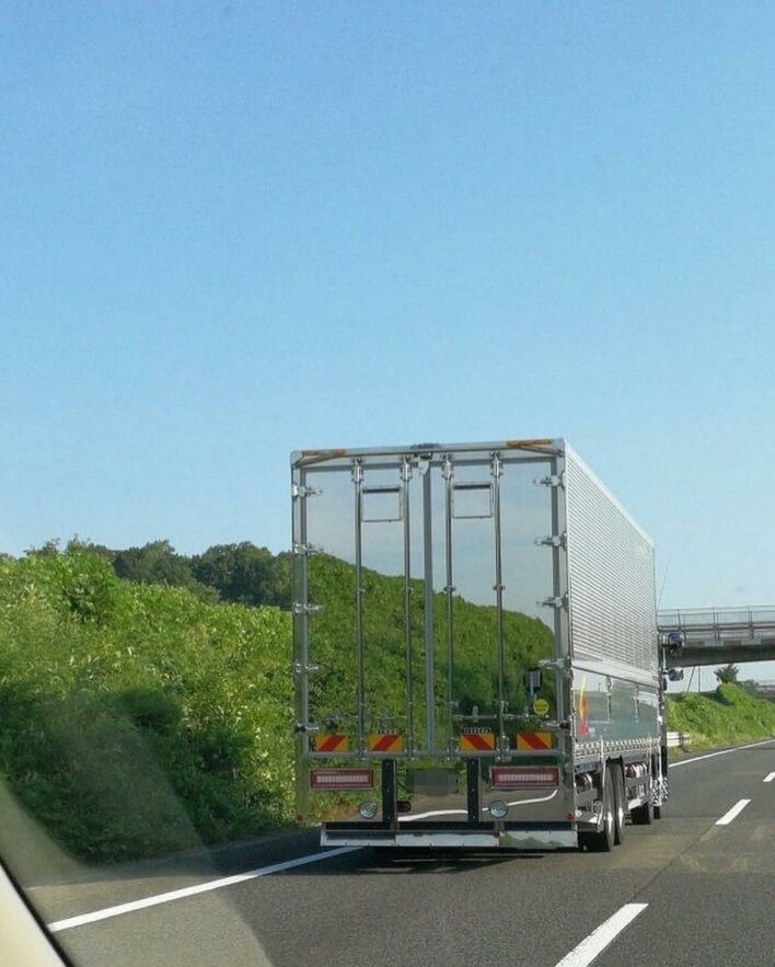 35 Mind-Bending Optical Illusion Pics Taken From Confusing Perspectives ...