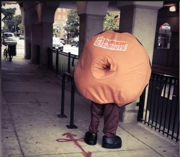 41 Funny Design Fails We Can't Believe Got Approved (March 11, 2025)