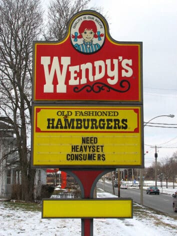 50 Times Fast Food Signs Were Funnier Than They Had Any Right To Be