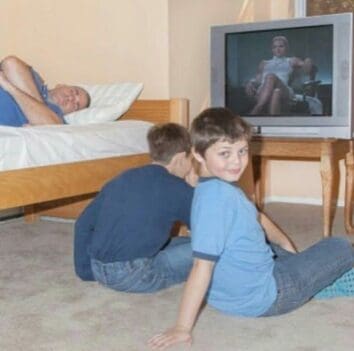 45 Hilarious "Blursed" Pictures That Are Equal Parts Blessed And Cursed ...