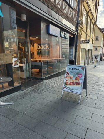 50 Funniest ‘You Had One Job’ Fails That Somehow Made It Past QA This Week