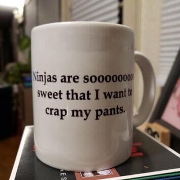 45 Funny And Unhinged Coffee Mugs That Somehow Made It To Work Desks ...