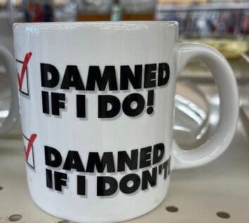45 Funny And Unhinged Coffee Mugs That Somehow Made It To Work Desks ...