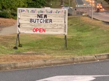 35 Funniest Signs Designs That Failed To Grasp The Basics Of Typography