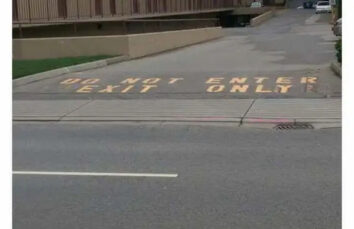35 Funniest Signs Designs That Failed To Grasp The Basics Of Typography