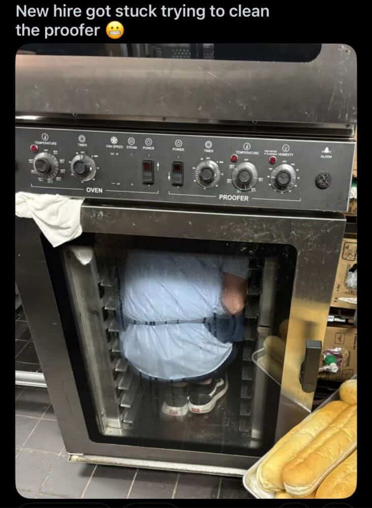 32 Hilariously Unsafe Workplace Fails That Would Make OSHA Cry