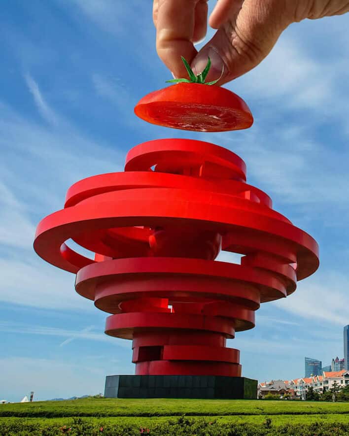 35 Clever Photos From Hugo Suíssas That Use Perspective To Play With ...